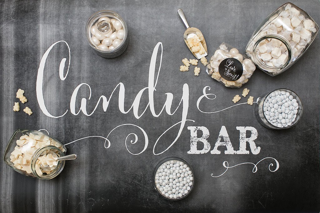 Snickety Snacks: Love Is Sweet!