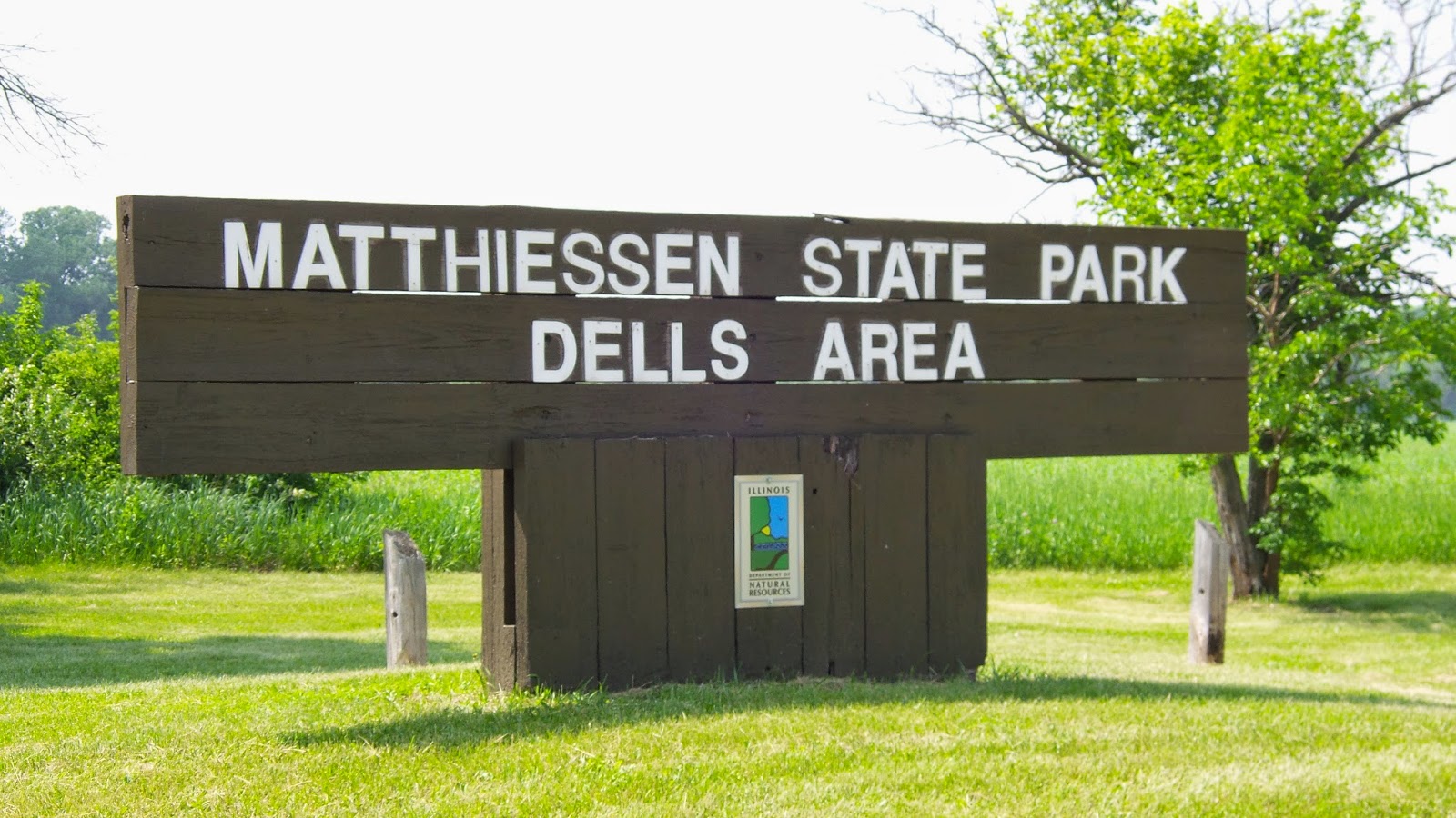 Hike Starved Rock: May 29, 2014 Matthiessen Park
