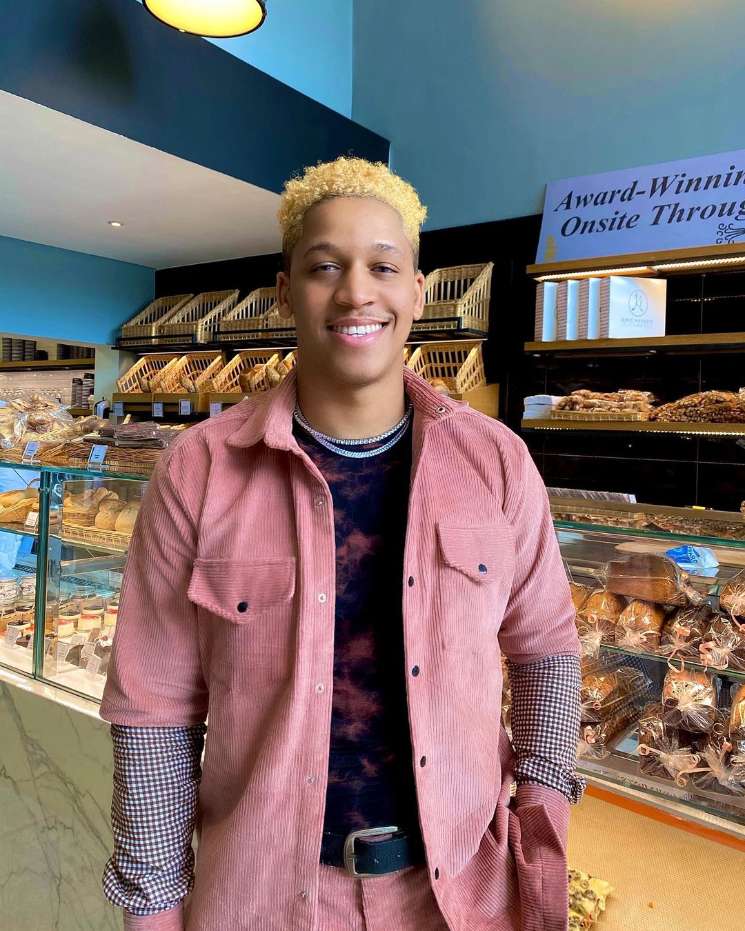 25 Pictures Of Eronini Osinachim, Biography, Age, Girlfriend Moymo