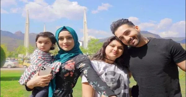 Sham Idrees and Sehar Beautiful Pictures from Pakistan tour ...