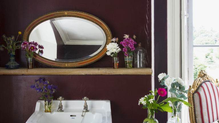 Eye For Design: Burgundy Colored Interiors, On Trend and Beautiful