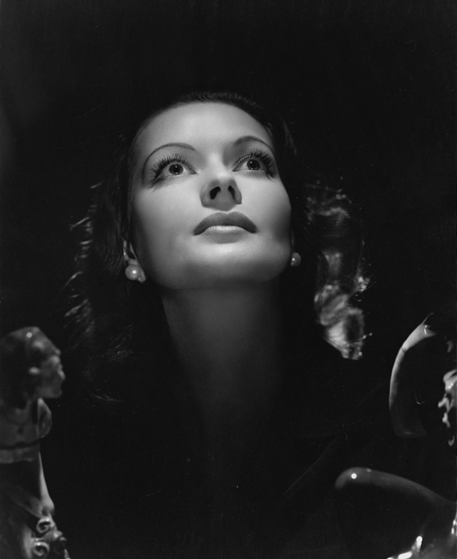 35 Gorgeous Photos of American Actress Hazel Brooks in the 1940s ...