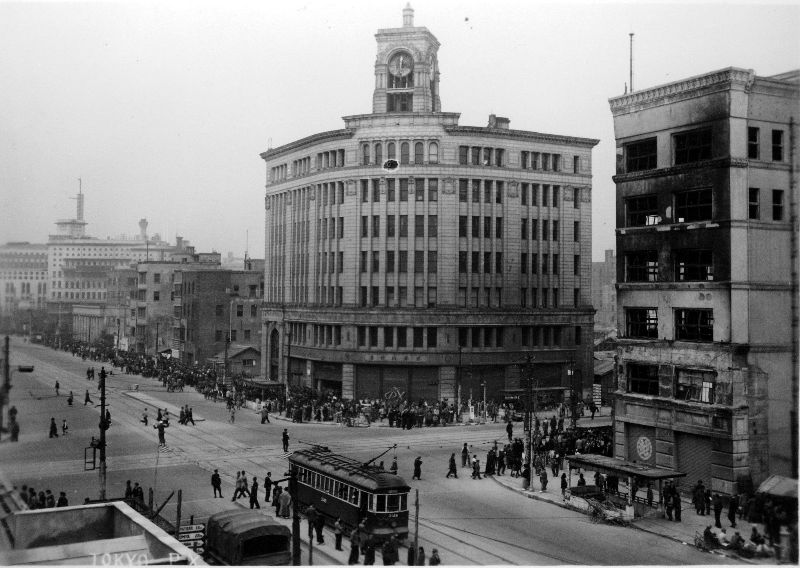 The Early Postwar Occupation of Japan: 50 Amazing Photos That Capture ...