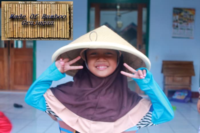 Caping Topi Petani Batik Titik Kerajinan Bambu Anyaman