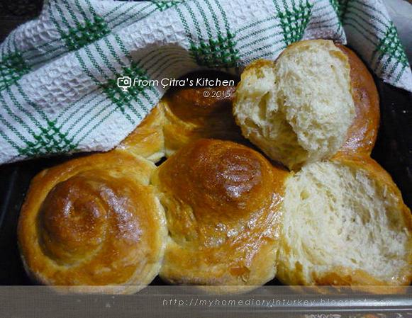 Citra's Home Diary: Bread rolls/ Roll-ppang 롤빵