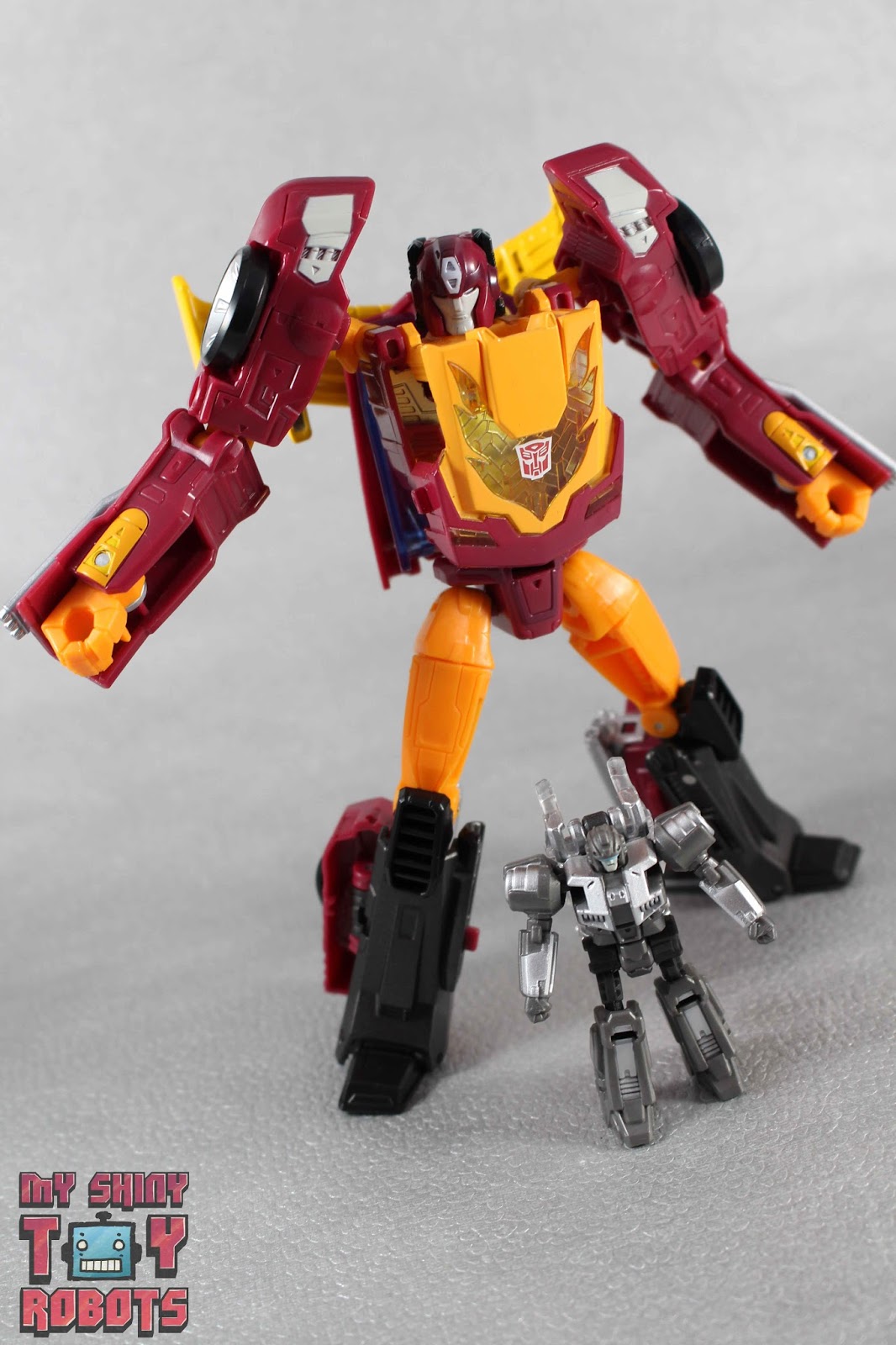 My Shiny Toy Robots: Toybox REVIEW: Transformers Legends LG-45 ...
