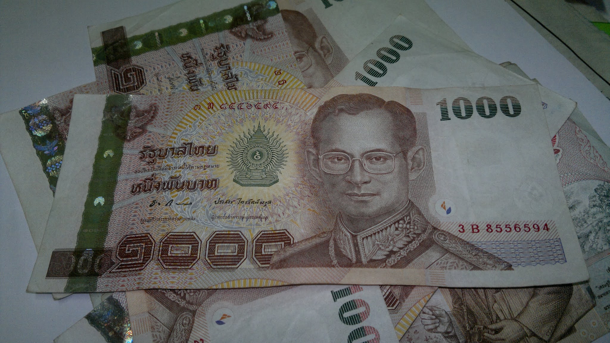 Lensa Pijut: Selesai tukar duit RM kepada BATH