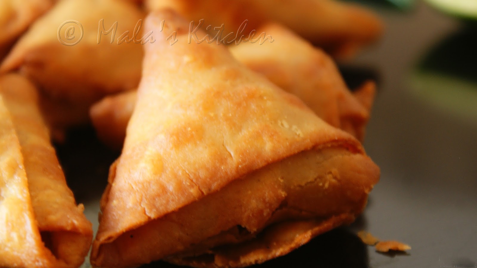 Hyderabad Onion Samosa - Malas-Kitchen