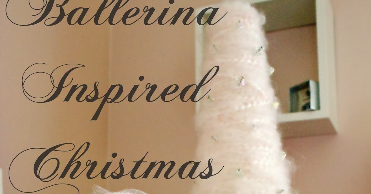 Tulle and Yarn Christmas Trees Tutorial | Days of Chalk and Chocolate