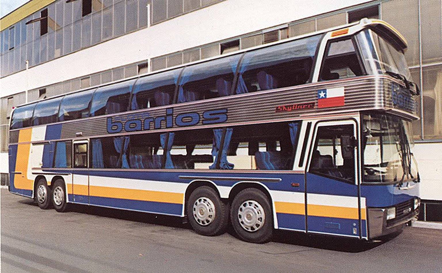 Neoplan празднует юбилей — с опозданием на год — Авторевю