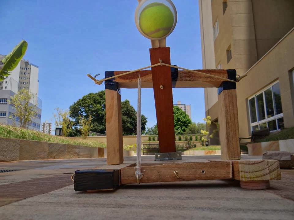 Fisicamente Falando: Passo a passo - Montagem da Catapulta