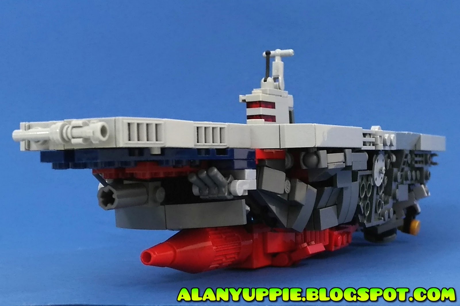Alanyuppie's LEGO Transformers: LEGO Triple Changer Broadside v2 Part 1 ...
