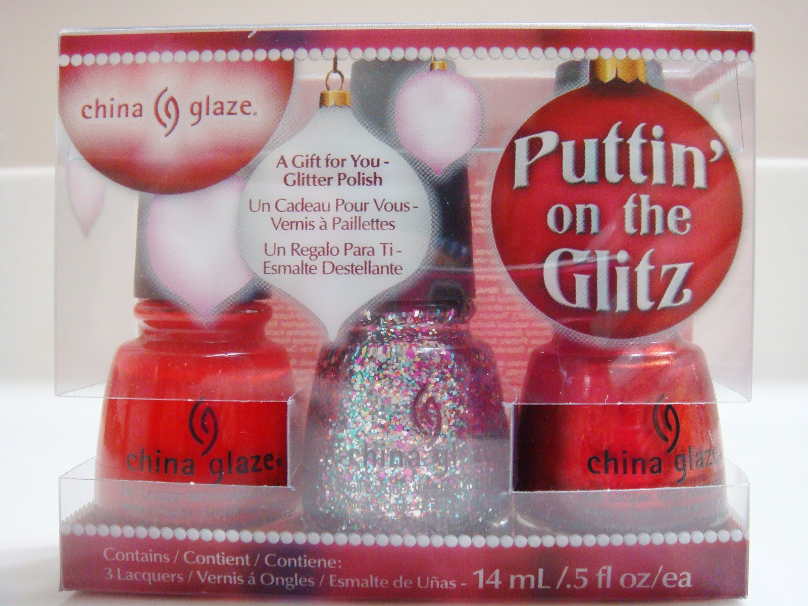 The Nail Artiste: Giveaway! Puttin' on the Glitz set by China Glaze