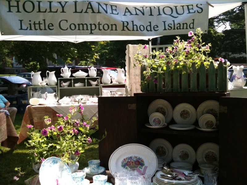 Holly Lane Antiques
