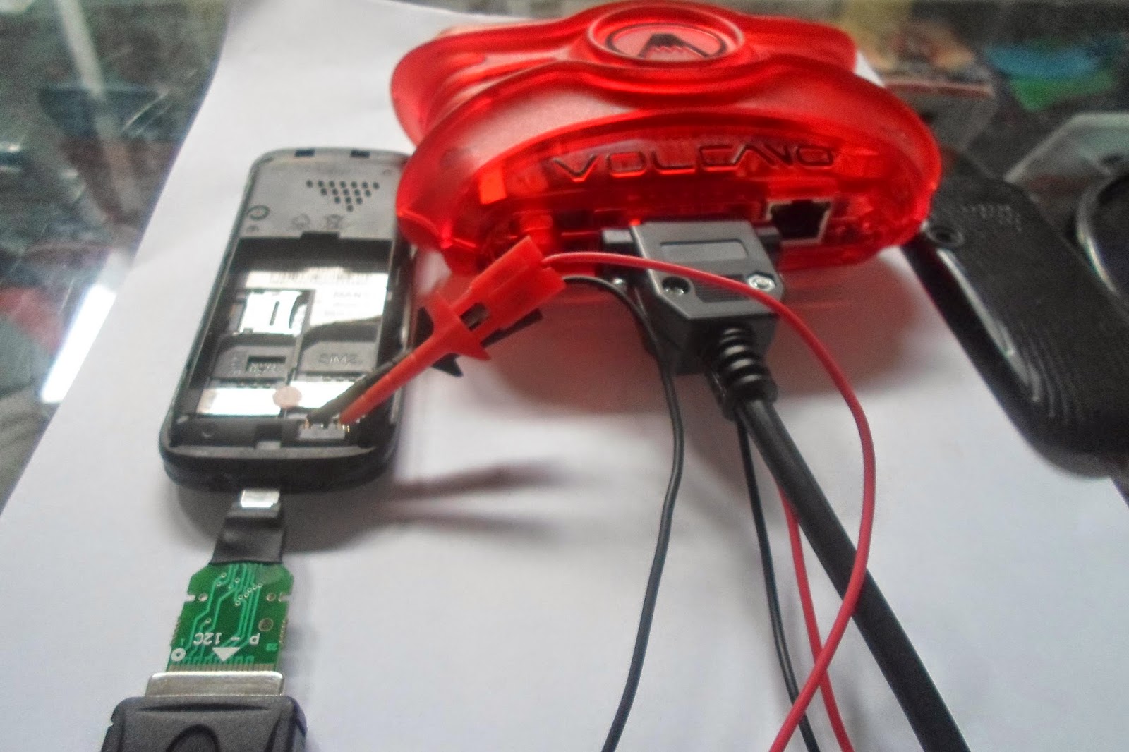 Volcano Unlocking And Flashing Tool Box - Edwin's Electronics, Computer ...