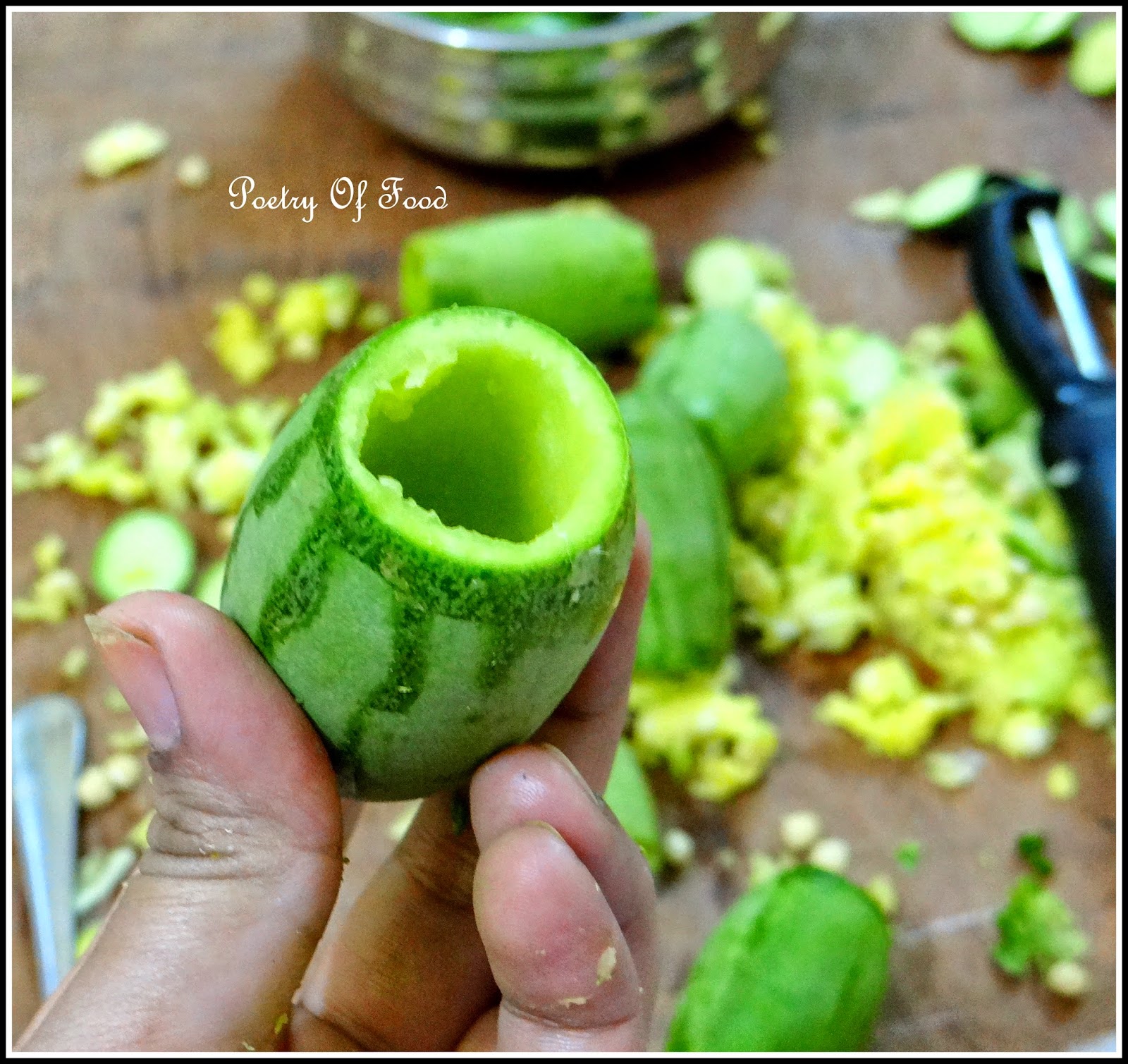 Poetry of Food: Potoler Dorma....!! Potoler Dolma....!! Prawn Stuffed Pointed Gourd Curry ....!!!!