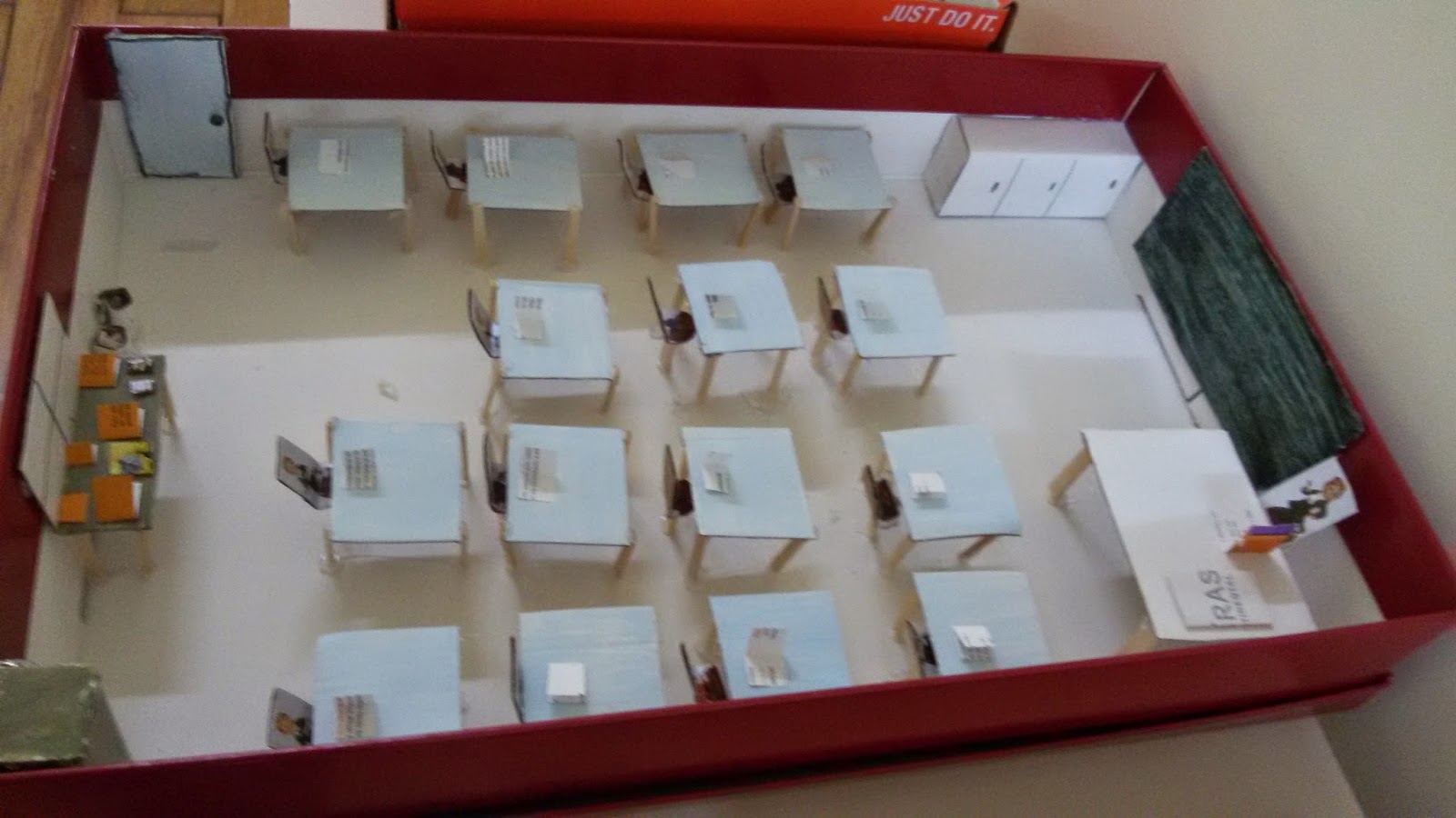 Matemática e as crianças!: Planta da sala de aula