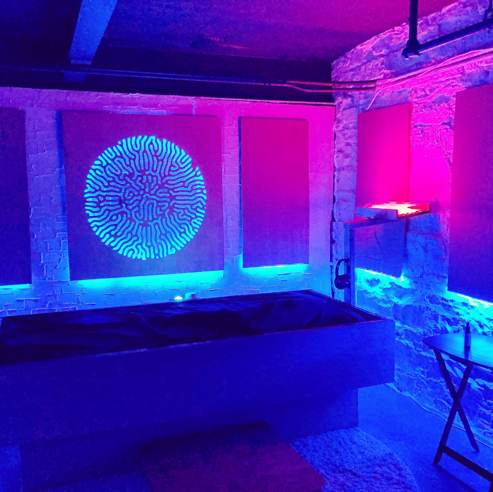 Sense & the City: MULTISENSORY: Luxury Escapism: a virtual reality spa