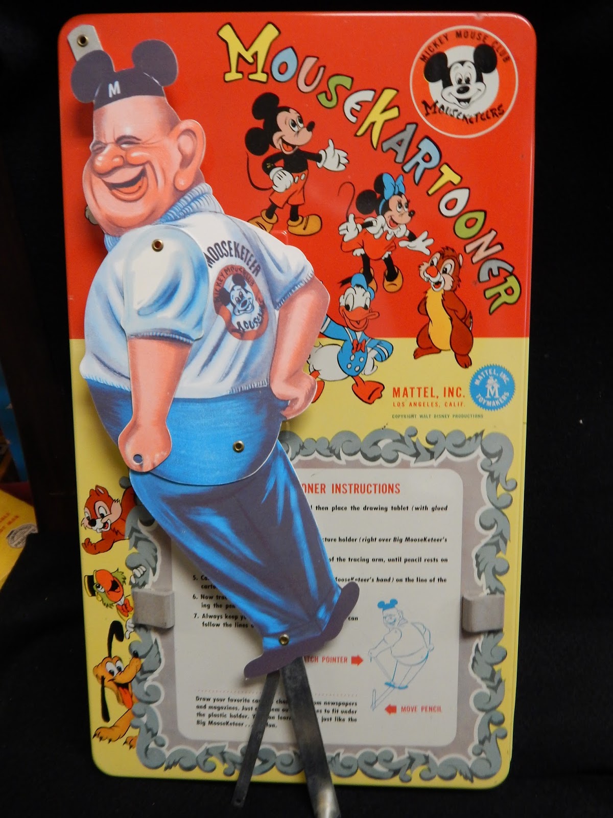13909 Antiques: Vintage Disney Mousekartooner