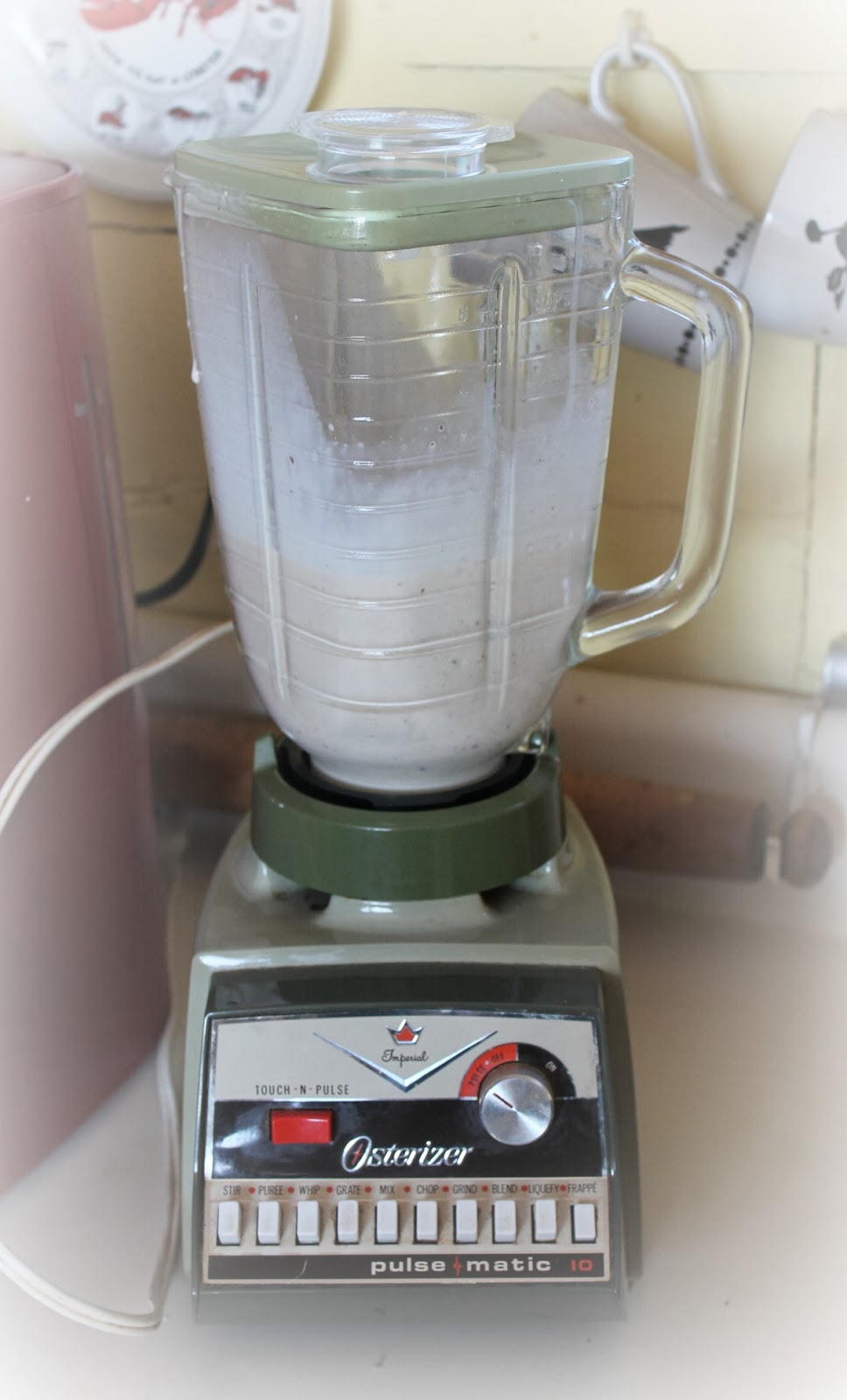 Little Town Living: Santa Approved Holiday Milkshake Recipe