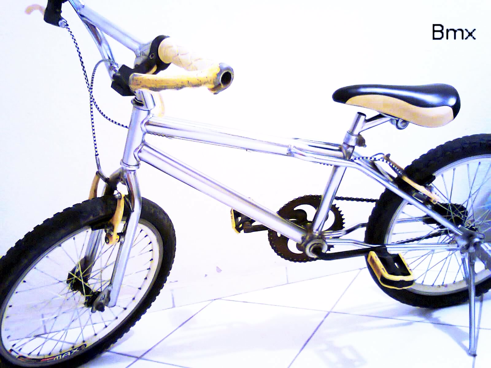 Monter Bikes Rebaixadas e Tunadas: BMX REBAIXADA