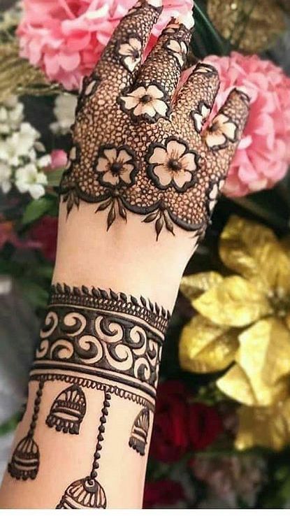 Festive Mehandi Designs For Girls