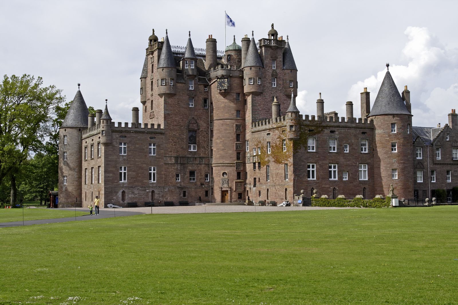 Glamis Castle - Scotland ~ World Travel Destinations