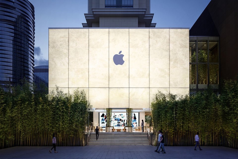 Tech Talk With World: Apple Stores in The World