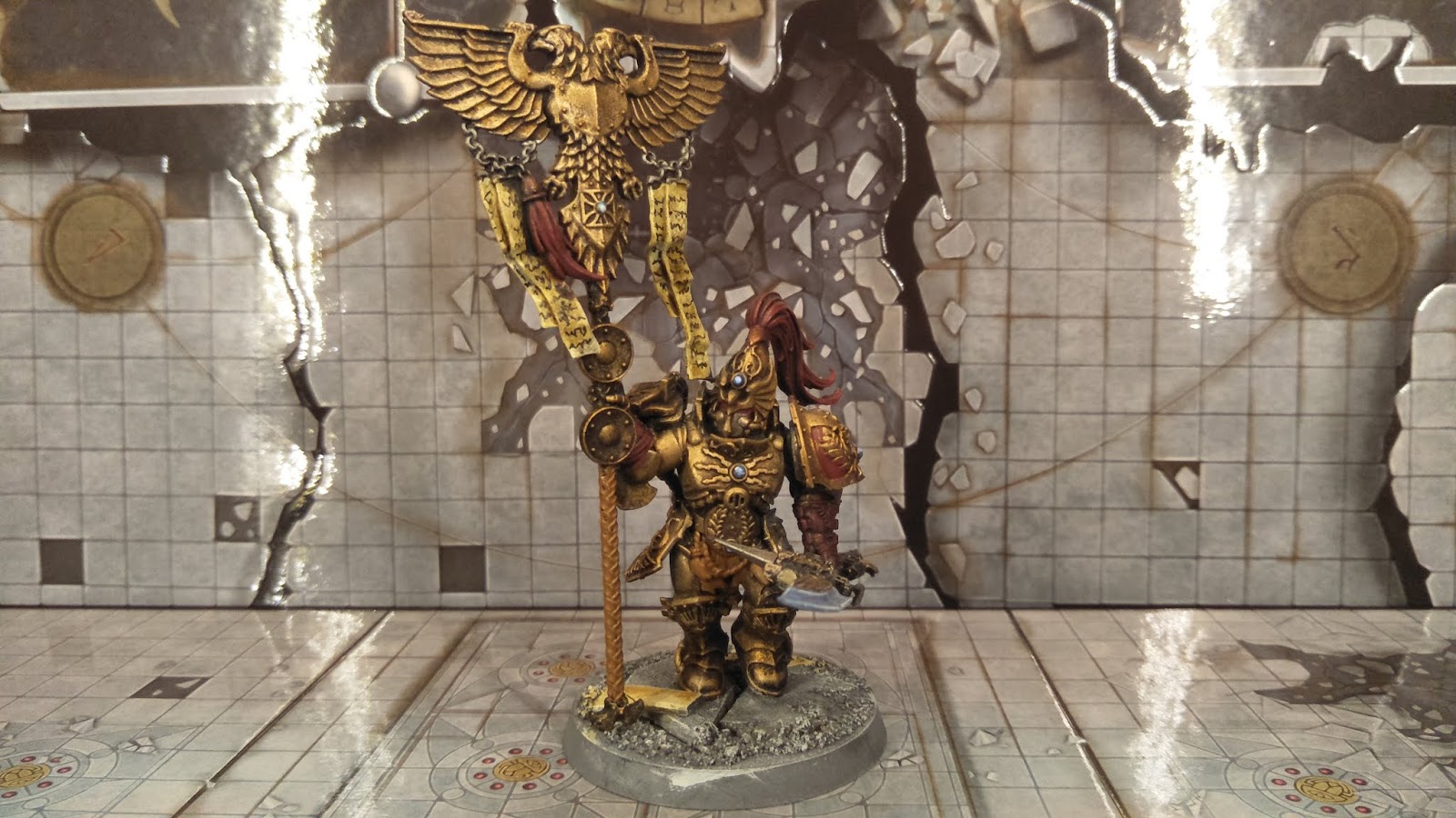 What's On Your Table: Custodes + Emperor Conversion - Faeit 212