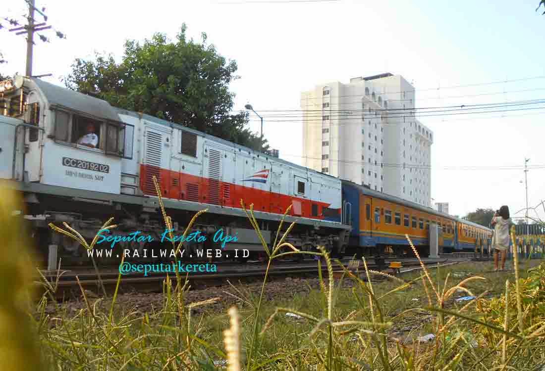 kereta galleri: Tiket Kereta Logawa Purwokerto Surabaya Terbaru