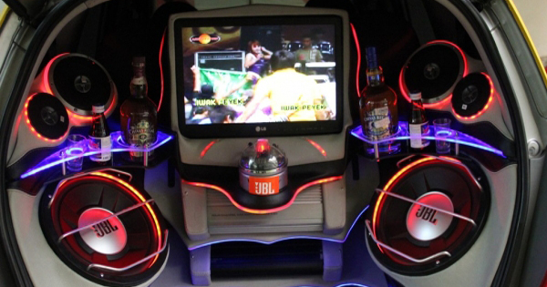 Sistem Audio Video Mobil | e-Learning TKRO SMK NEGERI 1 PLUPUH