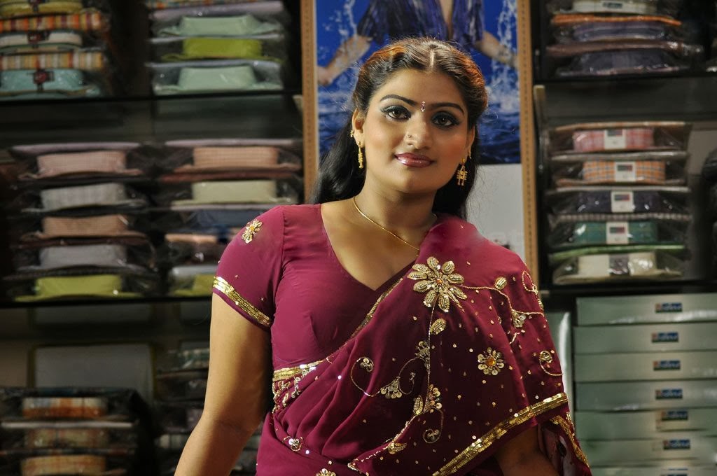 Babilona Hot Saree Photos | Hot Saree Pics