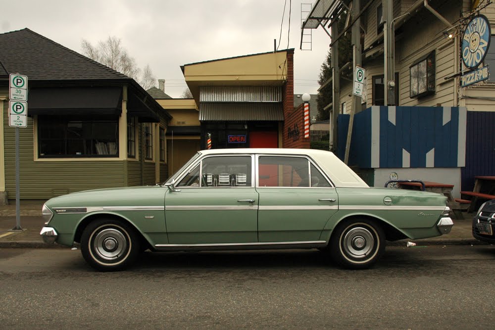 OLD PARKED CARS.: 1964 Rambler Classic 770.