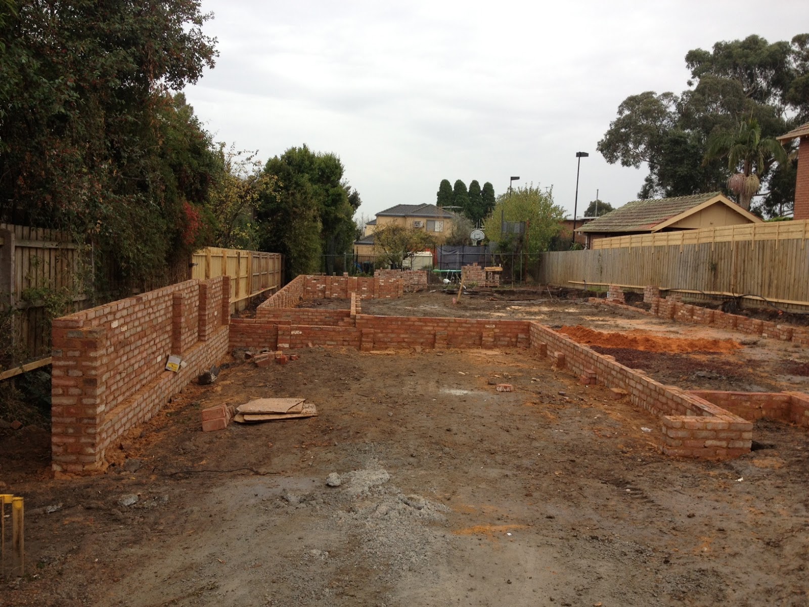 The Frazer's House Blog: Base Brickwork