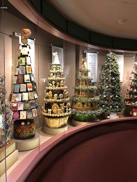 Hawaii Mom Blog: Visit Kansas City: Hallmark Visitors Center