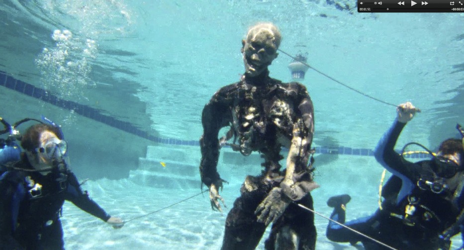 DEAD WATER- The Underwater Zombie Movie: October 2012