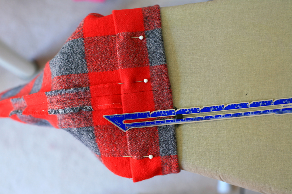 Easy heat-up rice bag and flannel case tutorial! Great DIY gift ...