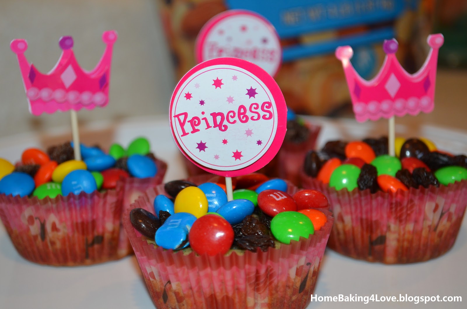 Home Baking 4 LoVe: Fruity or M&Ms Candy Princess Cupcakes?