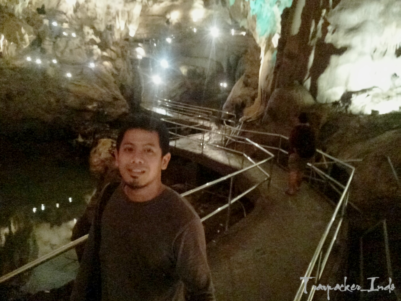 Megahnya Gua Terbesar dan Terpanjang di Asia Tenggara, Goa Lowo atau ...