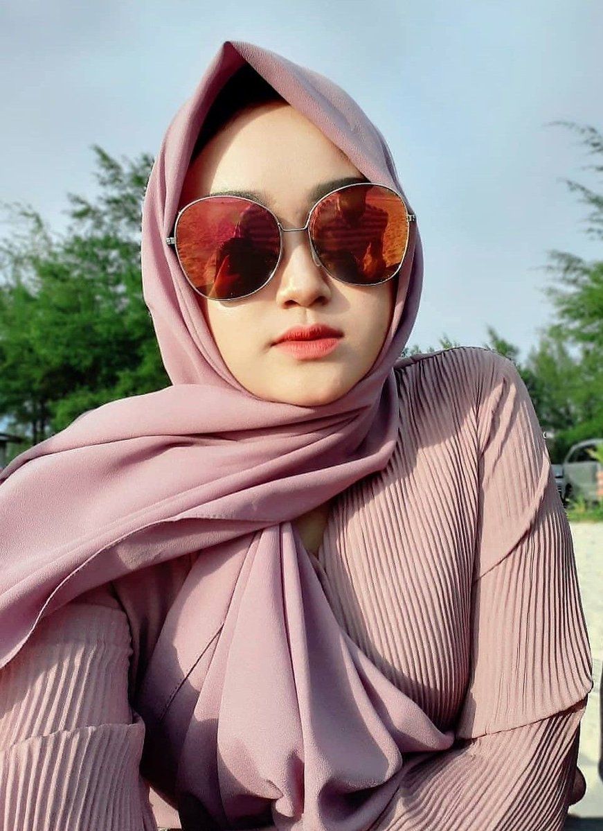 Foto Terbaru remaja berjilbab, cantik banget (TT brutal) susu gede ...