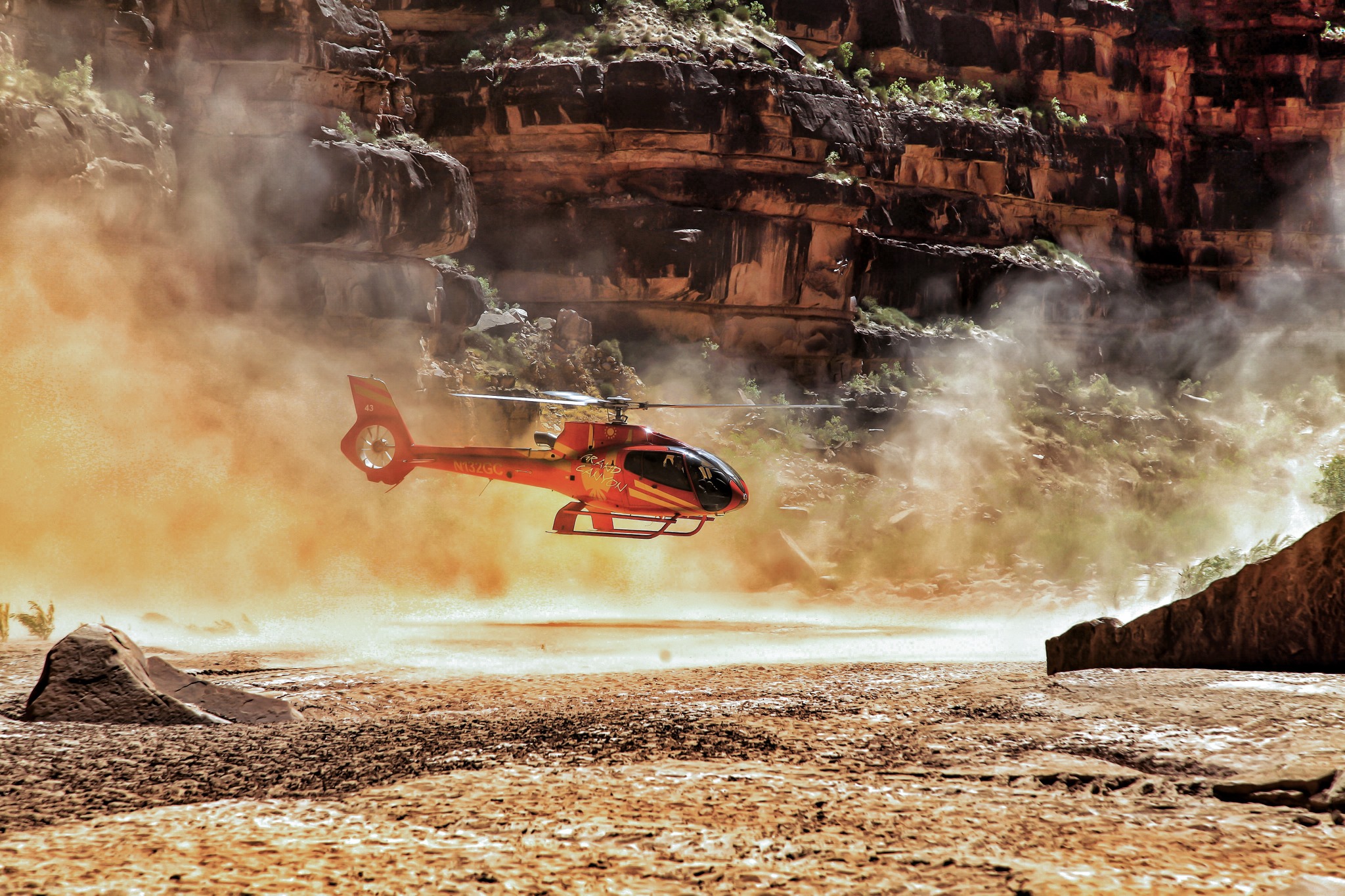 Kathryn's Report: Grand Canyon West, Papillon bring back helicopter ...