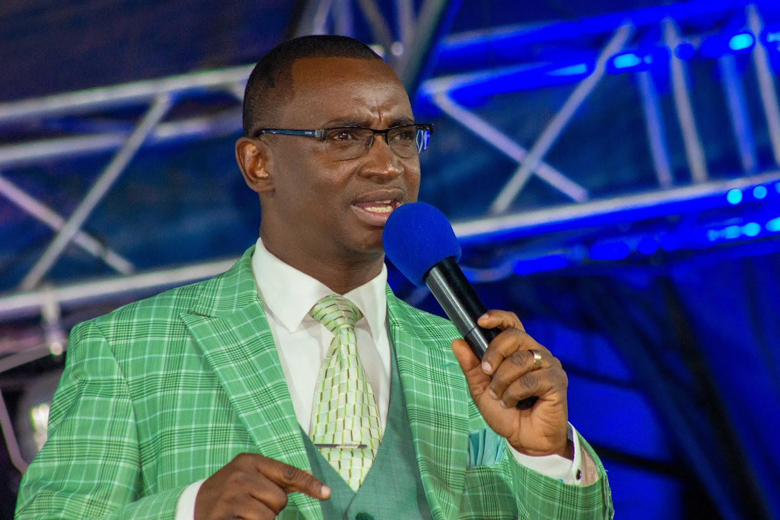 AFM Saga In New Twist … Founding President Dr Manyika Sues Rev Amon Madawo