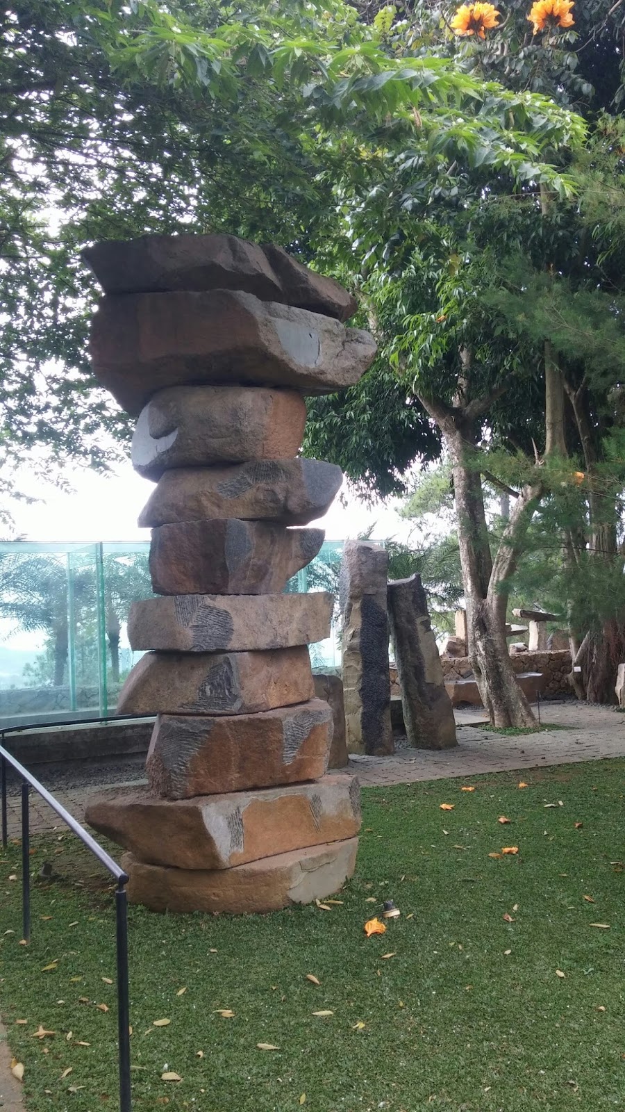 Wot Batu Galeri Seni Out of The Box