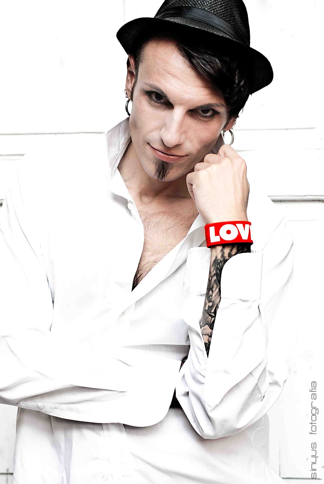 Zaeffiro Magazine: “ VOGLIO SCRIVERE RIVOLTO AL CIELO” - FRANCESCO-C