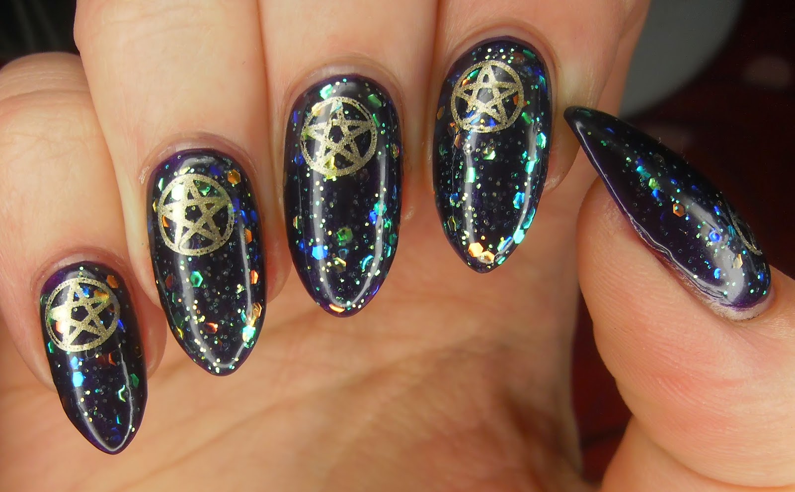 SpecialGirl Nails: Spell Caster Nails
