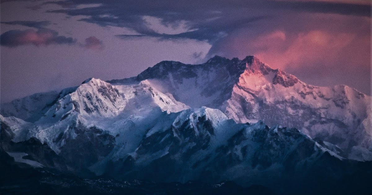 Pelling Travel Guide - a Glimpse at History through Nature