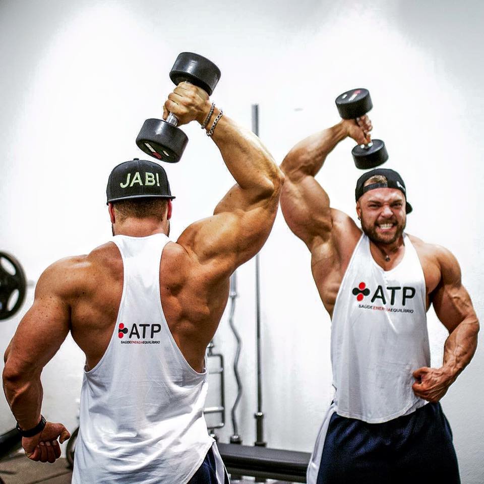Worldwide Bodybuilders: Brazilian muscle twins Vitor Hugo and Marcus ...