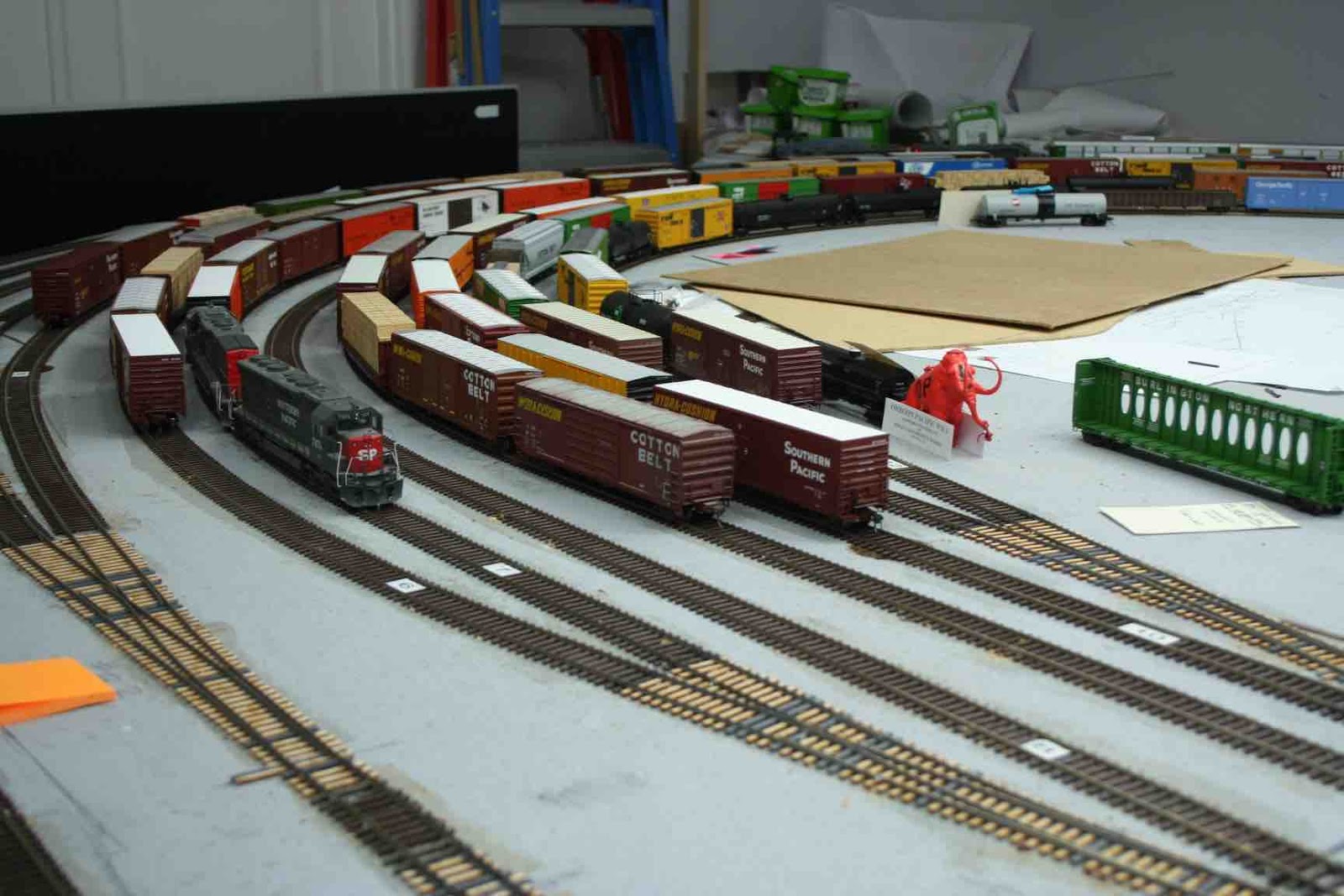 Southern Pacific Cascade Line: THE RAILROAD AT YEAR FIVE