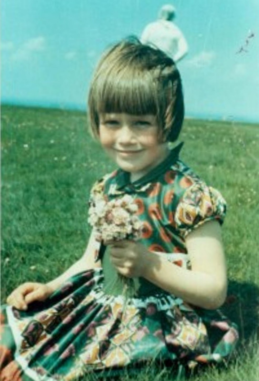 Solway Firth Spaceman: Did a Photograph of a Family Outing Capture a ...