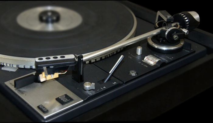 stereonomono - audio Hi Fi Compendium - 14 years on-line: Dual 1249 ...